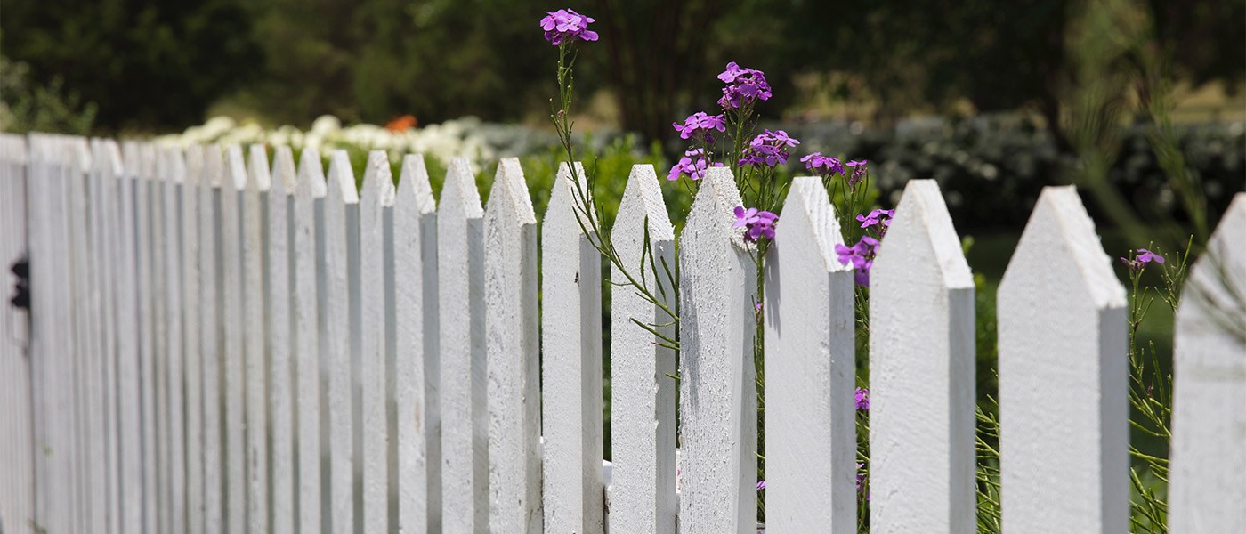 Bygg et gjerde selv - Biltema.no